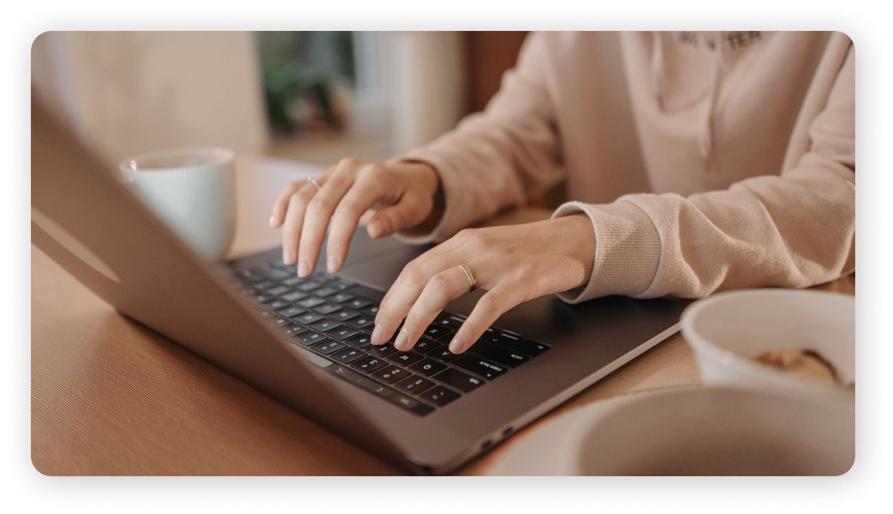 Top 6 Ways To Type Quietly: Reduce Typing Sound - SoundProofGuidance